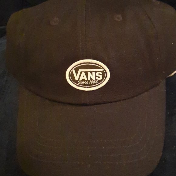 Vans | Accessories | New Vans Off The Wall Logo Hatosfm | Poshmark